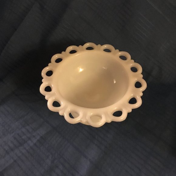 Anchor Hocking | Accents | Vtg Milk Glass Laced Rim Candy Dish Made By ...